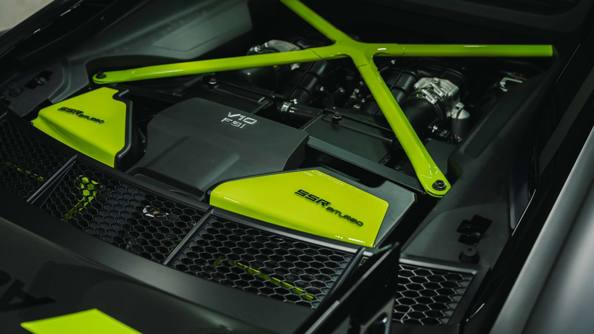 SSR - Performance Biturbo-Umbau auf 1230 PS mit TüV | SSR Performance GmbH